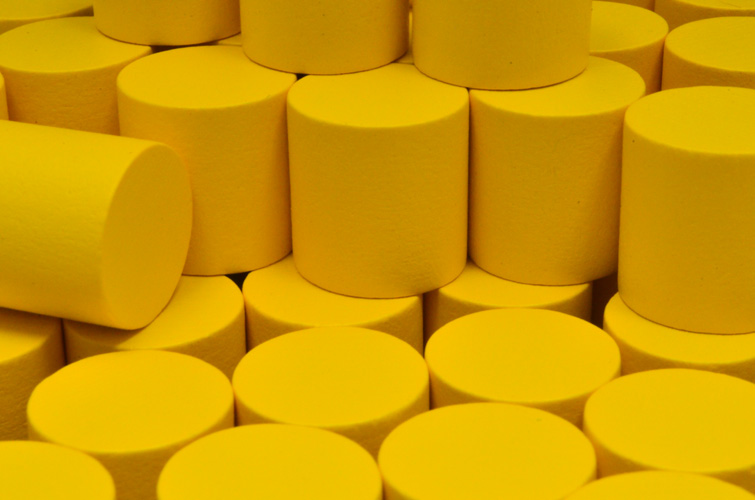 MeepleSource.com | Yellow Wooden Cylinders (15x15mm)